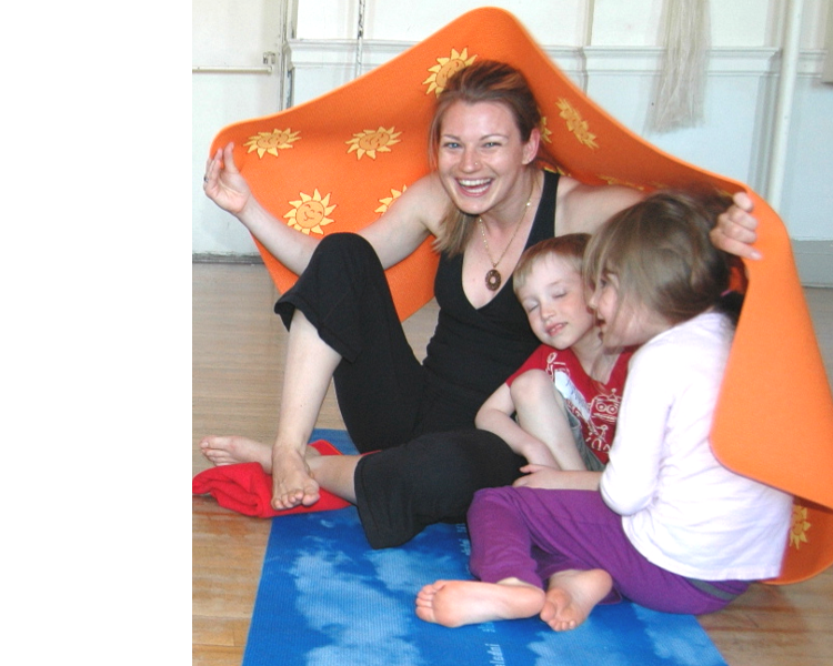 The Essential Starter Guide to Teaching Kids Yoga